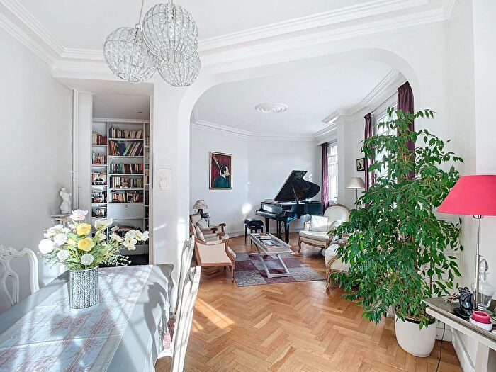 Appartement à vendre - Nice, Baumettes - 4 pièces - 2 chambres