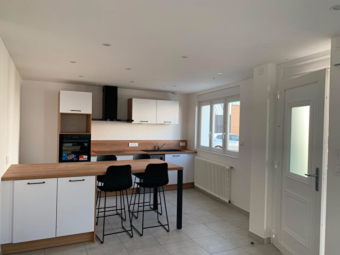 Maison 5 pièces à Crédin, à louer