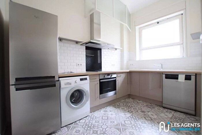 Appartement à louer - Carmes-République, Orléans - 4 pièces - 3 chambres