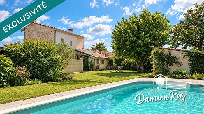 Maison 6 pièces à Lamarque, à vendre