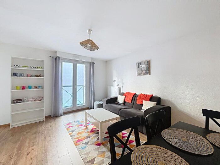 Appartement à vendre - La Rochelle, Centre-ville, Vieux-port, Marché - 2 pièces - 1 chambre