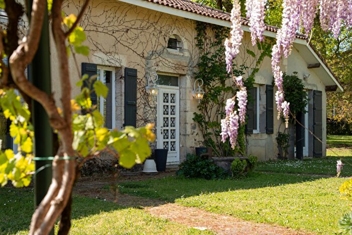 Maison à vendre - Gabarret - 10 pièces - 7 chambres