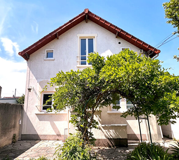 Maison à vendre - Le Blanc-Mesnil, Sud - 5 pièces - 4 chambres