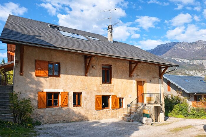 Chambéry, Les Hauts de Chambery - Maison 9 pièces à vendre