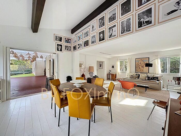 Maison à vendre - Valbonne, Village - 5 pièces - 4 chambres