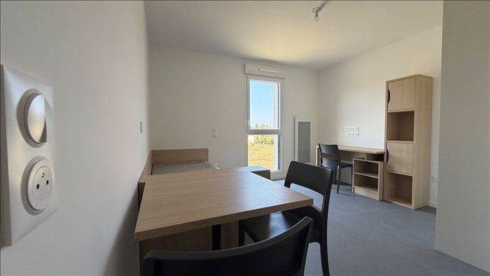Lazzaro, Colombelles : Appartement 1 pièce à louer