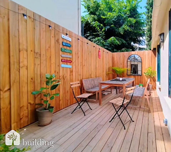 Appartement à vendre - Asnières-sur-Seine, Centre-ville - 3 pièces - 2 chambres