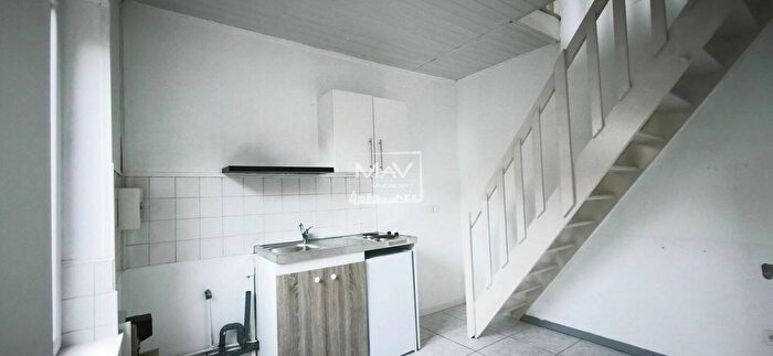 Maison à louer - Blanc Seau, Tourcoing - 2 pièces - 1 chambre