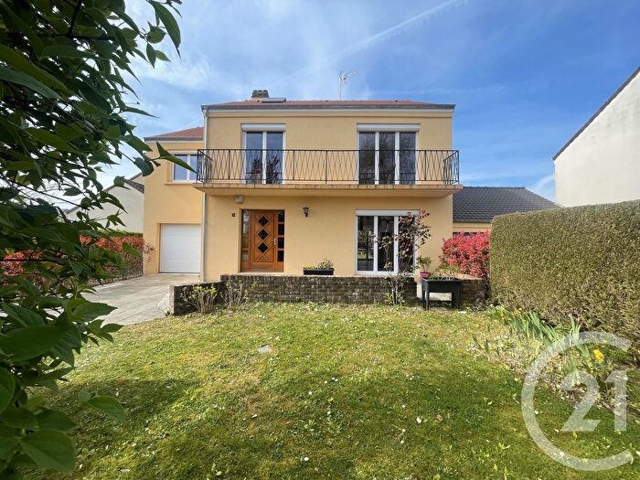 Maison à vendre - Maurepas, La Marnière - 9 pièces - 7 chambres