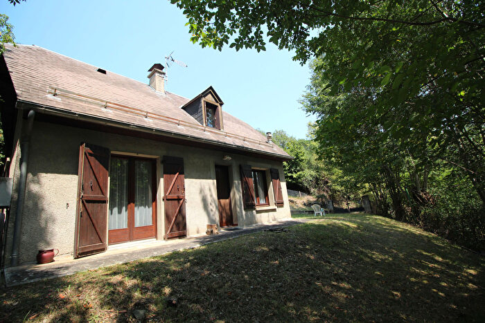 Maison à vendre - Saint-Aventin - 5 pièces - 3 chambres