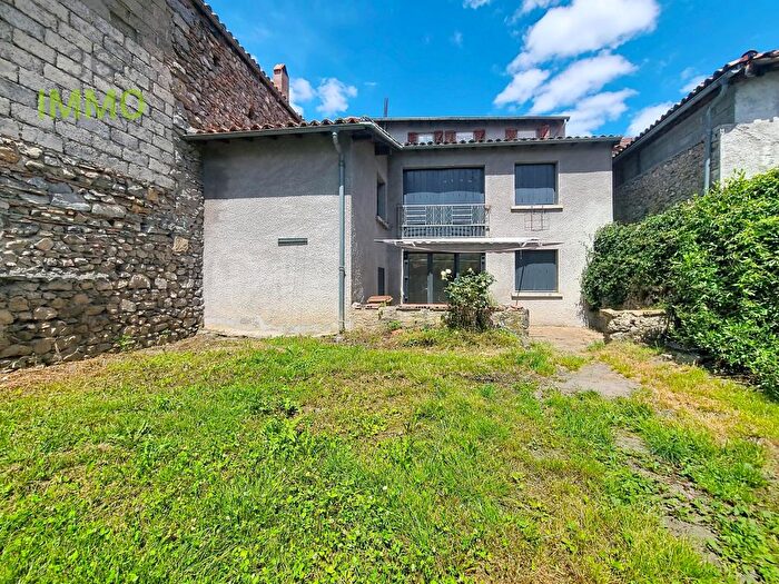 Maison 5 pièces à Loures-Barousse, à vendre