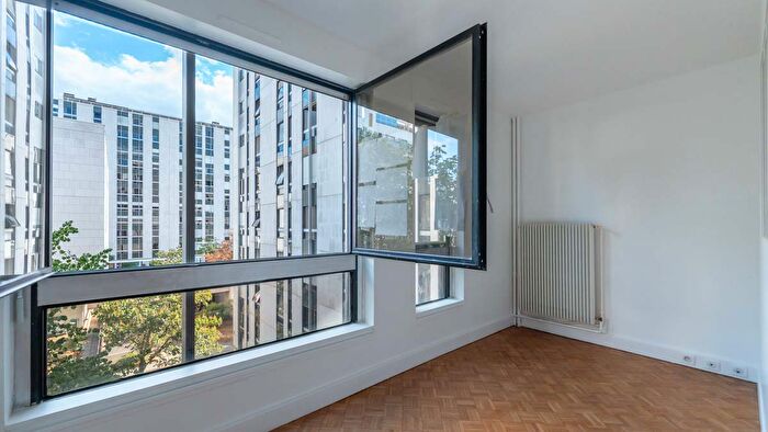 Paris 15ème, Cambronne, Garibaldi : Appartement 3 pièces à louer