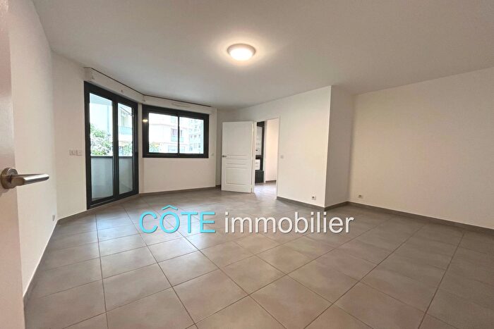 Appartement 3 pièces à Antibes, Coeur de ville, à vendre