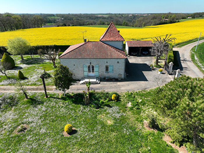 Maison à vendre - Blaymont - 6 pièces - 3 chambres