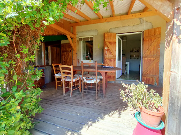 Maison à vendre - Saint-Loup - 2 pièces - 1 chambre