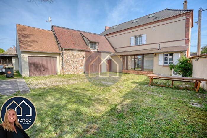 Maison à vendre - Marville-Moutiers-Brûlé - 4 pièces - 3 chambres