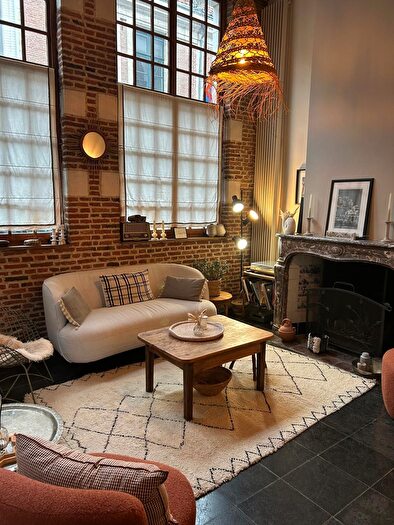 Maison à louer - Lille - 7 pièces - 3 chambres