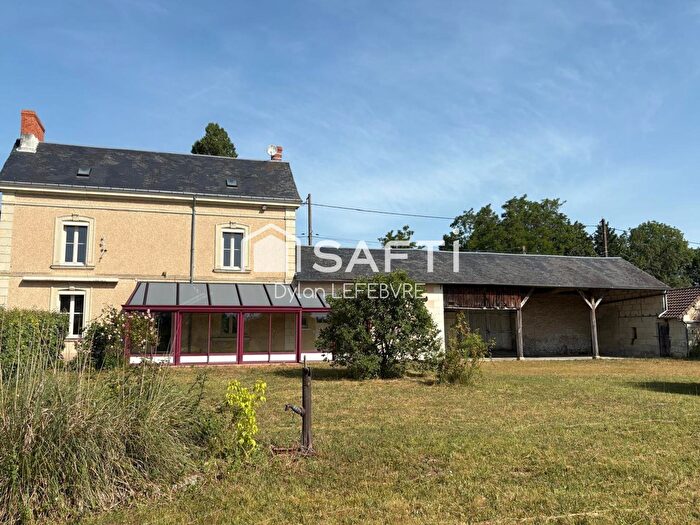 Maison 5 pièces à Naintré, à vendre