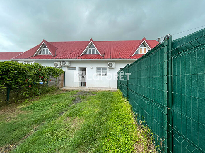 Maison à vendre - Lamentin - 3 pièces - 2 chambres