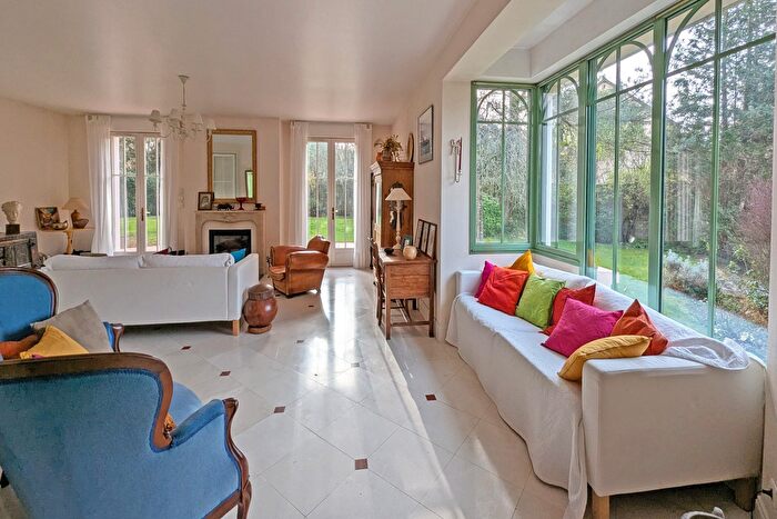 Maison à vendre - Dampierre-en-Yvelines - 9 pièces - 6 chambres