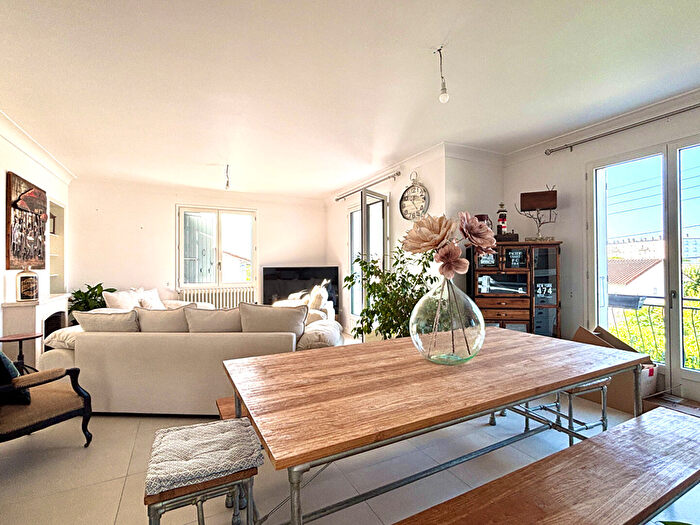 Maison à vendre - Saintes, Bellevue, La Grange, Les Boiffiers - 8 pièces - 6 chambres