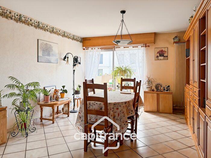 Lagny-sur-Marne, Tassigny, Leclerc - Appartement 4 pièces à vendre