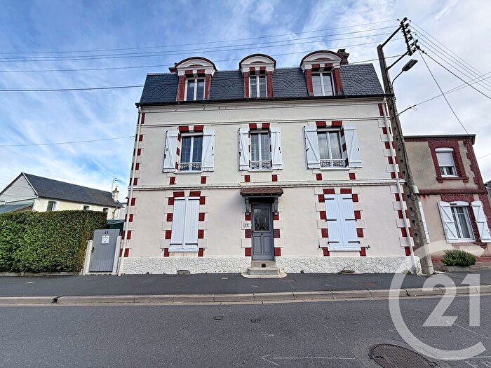 Dives-sur-Mer : Maison 12 pièces à vendre
