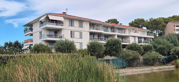 Appartement 4 pièces à vendre - Le Cannet, Aubarède