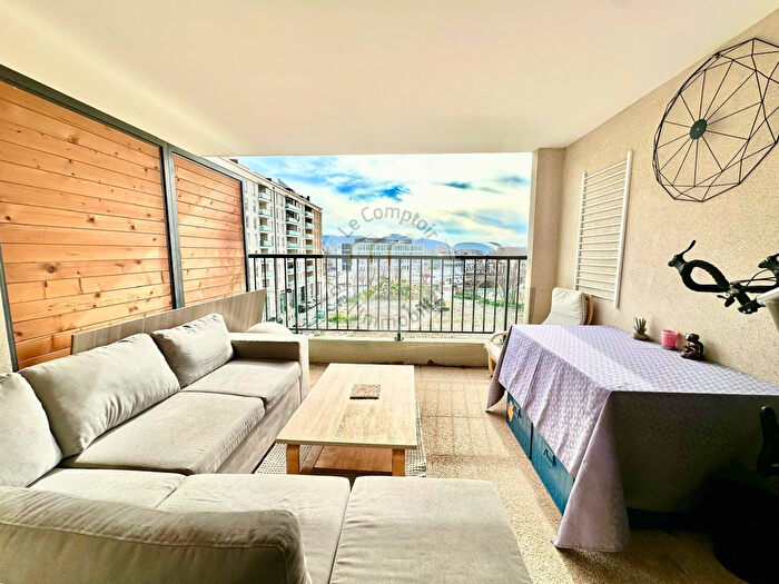 Appartement à vendre - Marseille e , La Capelette - 4 pièces - 2 chambres