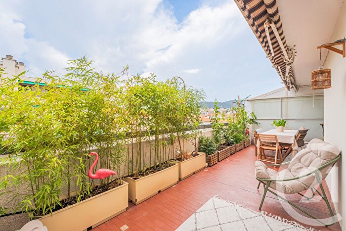 Appartement 3 pièces à Nice, Borriglione, à vendre