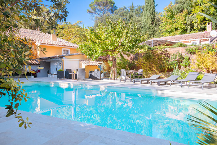 Maison à vendre - Taradeau - 5 pièces - 4 chambres