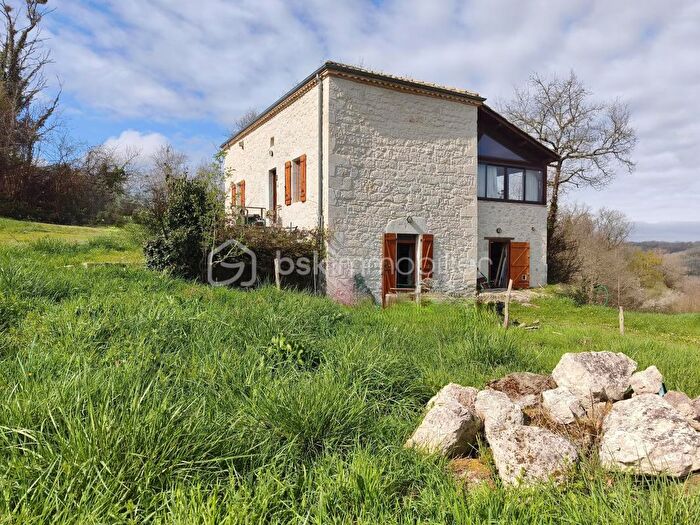 Maison 7 pièces à Brassac, à vendre