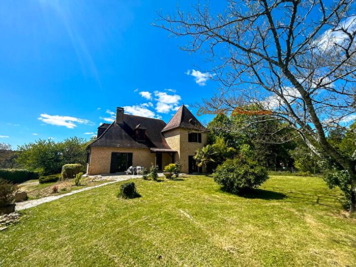 Maison à vendre - Milhac-dAuberoche - 6 pièces - 3 chambres