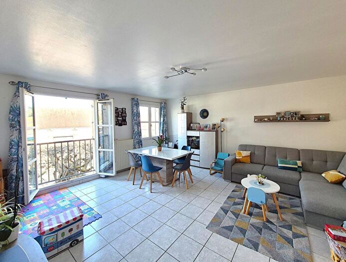 Appartement à vendre - Brie-Comte-Robert, Centre-ville - 3 pièces - 2 chambres