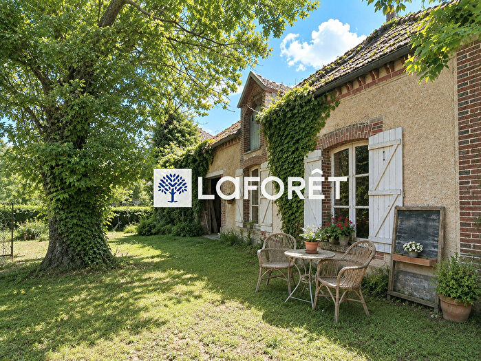 Hermé - Maison 6 pièces à vendre