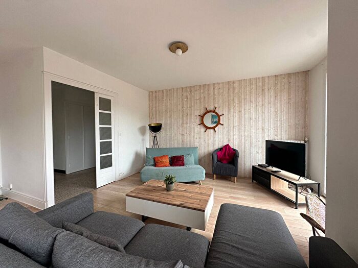 Maison à louer - Les Minimes-Tasdon, La Rochelle - 5 pièces - 4 chambres