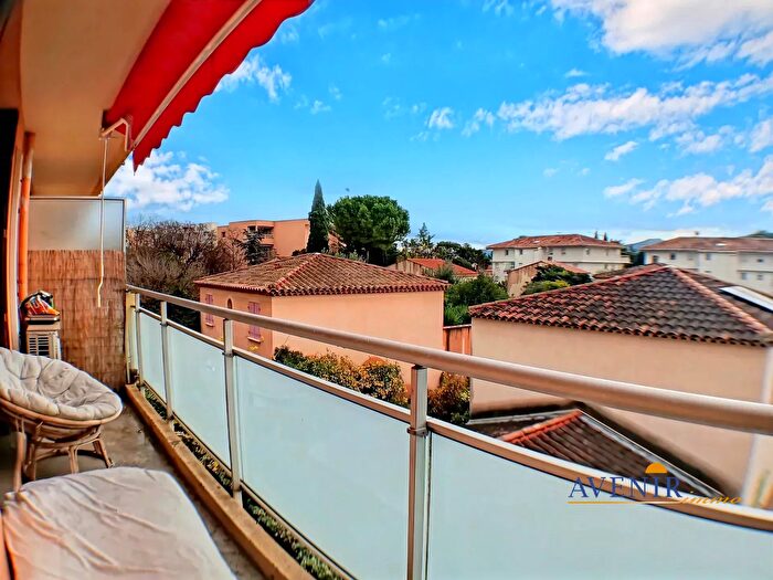 Appartement à vendre - Marseille e , Saint-Julien - 3 pièces - 2 chambres