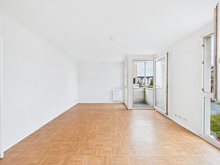 Achères, Chêne Feuillu : Appartement 2 pièces à vendre