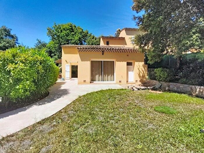 Maison 4 pièces à vendre à Montauroux