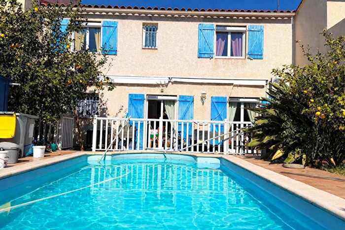Maison à vendre - Saint-Cyprien, Village, Zone dActivité - 6 pièces - 4 chambres