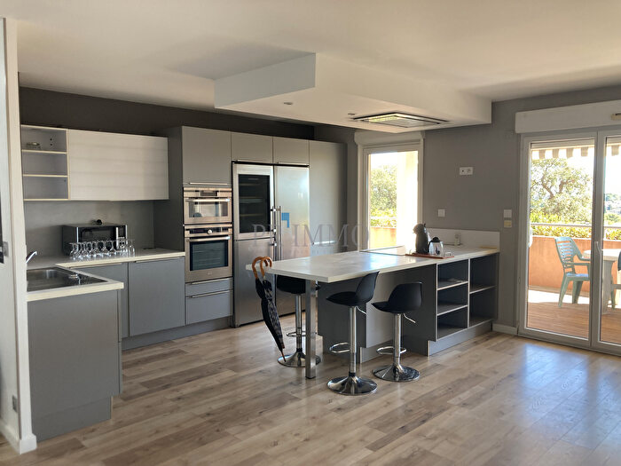 Saint-Raphaël, Peyron, Peire Sarade, Aspé : Appartement 4 pièces à louer