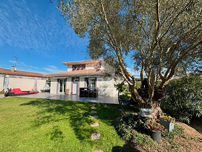 Maison à vendre - Gujan-Mestras, Gujan - 4 pièces - 3 chambres