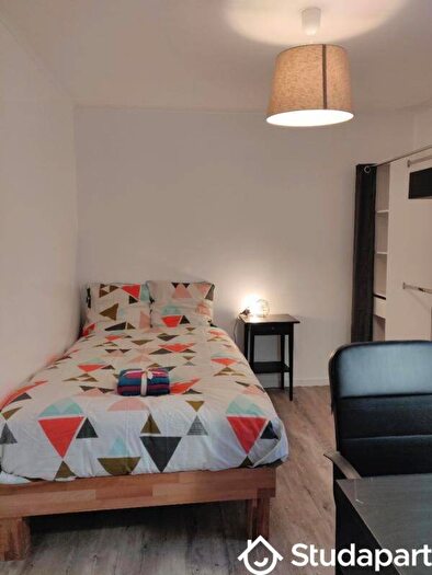 Appartement à louer - Les Linandes, Cergy - 1 pièce - 2 chambres