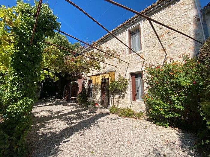 Maison à vendre - Maussane-les-Alpilles - 6 pièces - 2 chambres