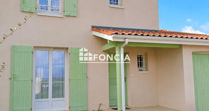 Maison 5 pièces à Rioux, à vendre
