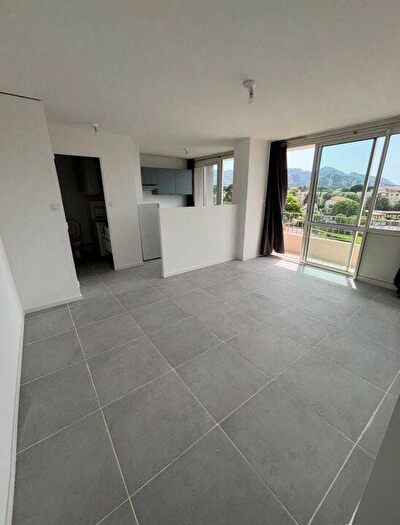 Le Redon, Marseille 9ème arrondissement : Appartement 1 pièce à louer