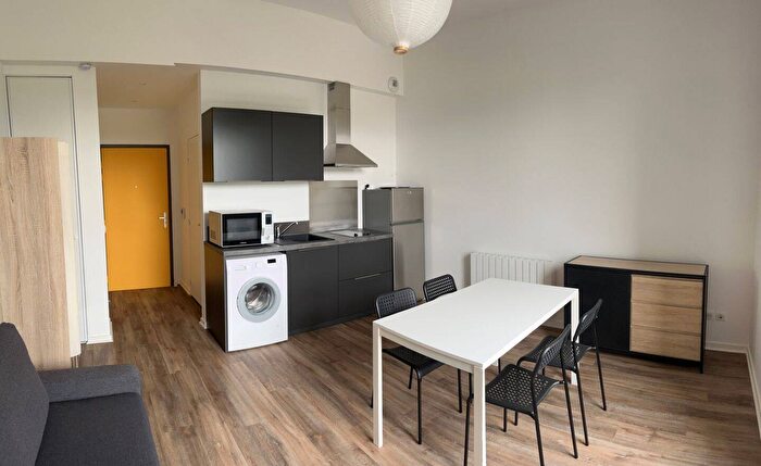 Appartement à louer - La Tour-de-Salvagny - 1 pièce