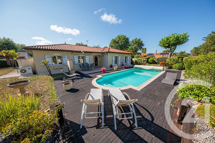 Maison à vendre - Saint-Médard-en-Jalles, Caupian, Cérillan, Hastignan, Issac - 6 pièces - 4 chambres