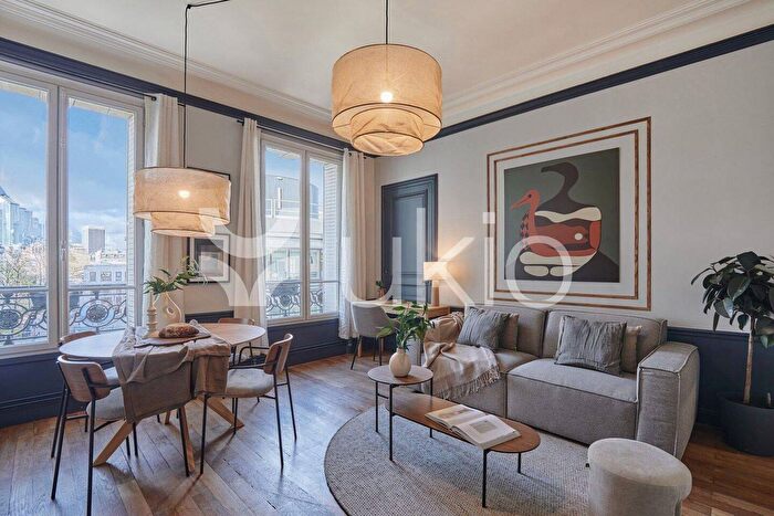 Appartement à louer - La Plaine des Sablons, Neuilly-sur-Seine - 3 pièces - 2 chambres