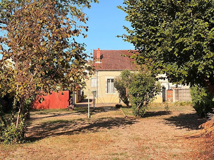 Maison 3 pièces à vendre à Nevers, Cathédrale, Jonction